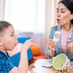Strategies to Reduce Echolalia | Spectacokids